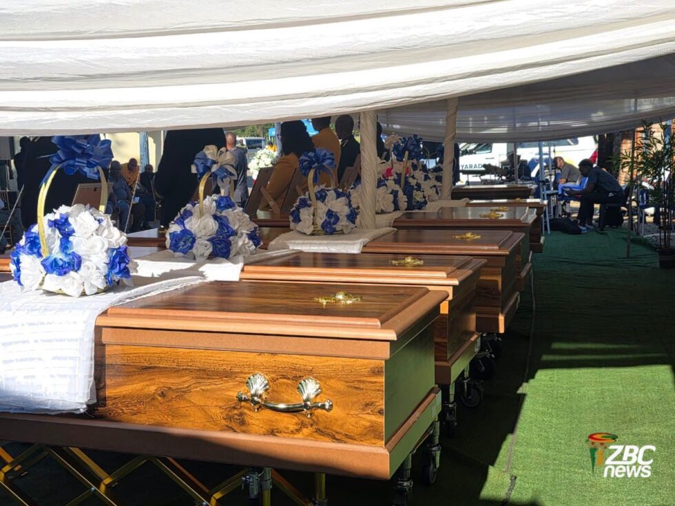 Chiredzi bids farewell to train-bus crash victims. – New Ziana